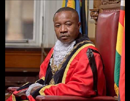 Mafume uncovers “grand theft” in council’s medical...