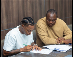 Mutasa makes dream move to Scottland